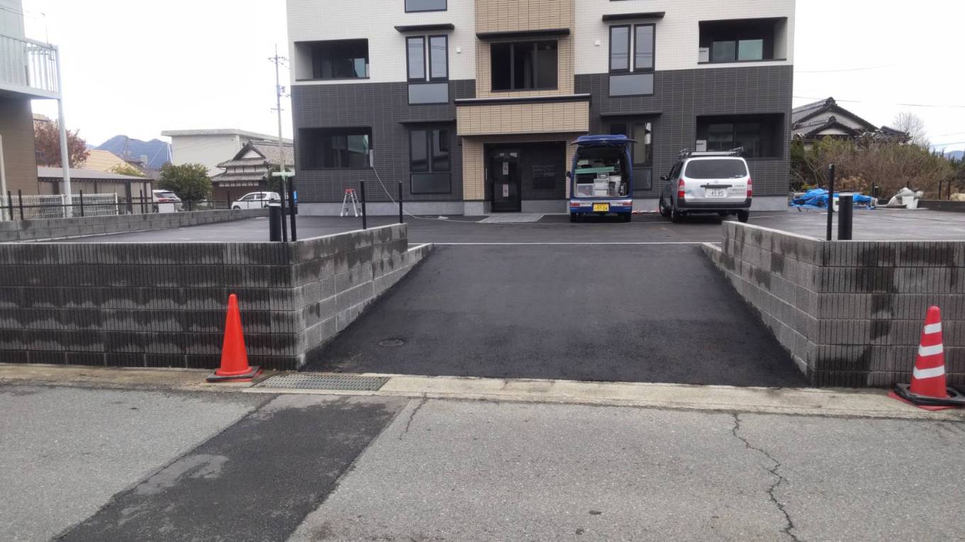 ラルミエール山口大歳・木造賃貸マンション【木造3階建×2LDK×6戸】 – Feel Design Plus